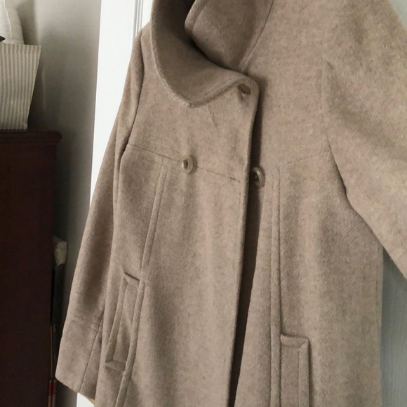 Larry Levine | Jackets & Coats | Lovely Tan Pea Coat With Stylish Neck ...
